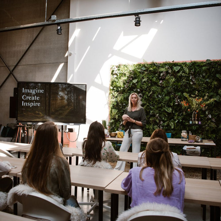 Over ons – Charlotte Labee